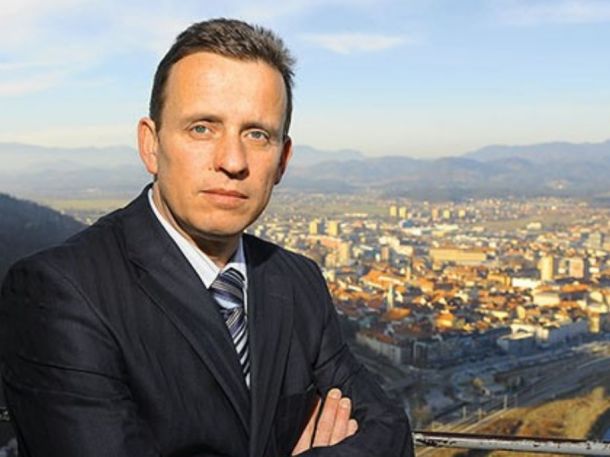 Kdo bo novi župan Celja? | MLADINA.si Kdo bo novi župan Celja? | MLADINA.si